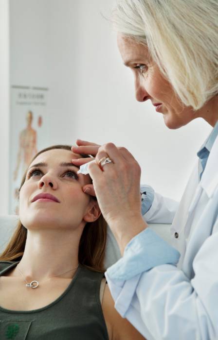Symptoms That Signal It’s Time To See the Eye Doctor
